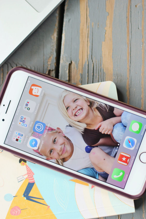Simplifying Your Digital Life for Less Stress and Less Screen Time